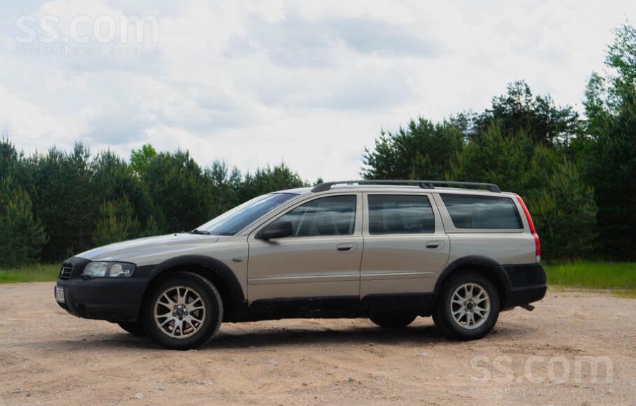 Volvo XC70 2003 Daugavpils, ar dzinēja tilpumu 2.40 L un nobraukumu 311 tūkst. km par 3800 €, foto 2 vietnē AUTOMOTO.COM.LV