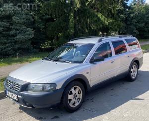 Volvo XC70 2003 Rīga, ar dzinēja tilpumu 2.40 L un nobraukumu 370 tūkst. km par 2500 €, foto 2 vietnē AUTOMOTO.COM.LV
