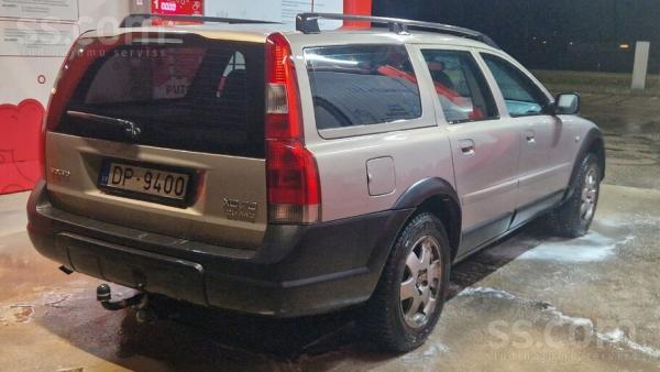 Volvo XC70 2003 Rīga, ar dzinēja tilpumu 2.40 L un nobraukumu 0 tūkst. km par 1850 €, foto 5 vietnē AUTOMOTO.COM.LV
