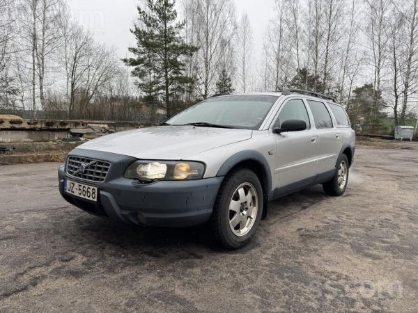 Volvo XC70 2003 Rīga, ar dzinēja tilpumu 2.40 L un nobraukumu 380 tūkst. km par 2500 €, foto 2 vietnē AUTOMOTO.COM.LV