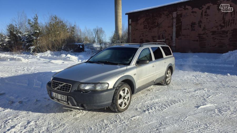 Volvo XC70 2003 Alīta, ar dzinēja tilpumu 2.40 L un nobraukumu 320 tūkst. km par 950 €, foto 2 vietnē AUTOMOTO.COM.LV