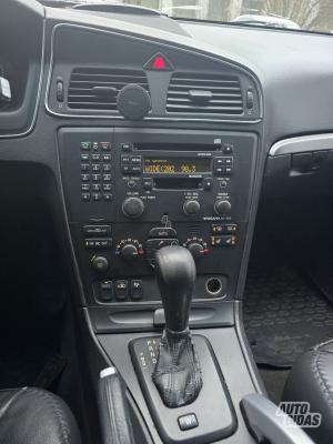 Volvo XC70 2003 Alīta, ar dzinēja tilpumu 2.40 L un nobraukumu 320 tūkst. km par 950 €, foto 6 vietnē AUTOMOTO.COM.LV