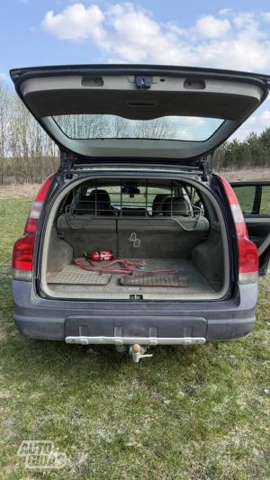 Volvo XC70 2003 in Vilnius, with an engine capacity of 2.40 L and mileage of 470 thousand km for 2400 €, photo 14 on AUTOMOTO.COM.LV