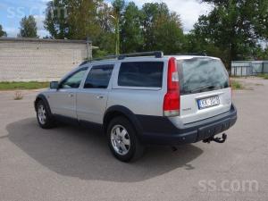 Volvo XC70 2003 in Riga, with an engine capacity of 2.40 L and mileage of 0 thousand km for 2450 €, photo 13 on AUTOMOTO.COM.LV