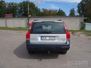 Volvo XC70 2003 in Riga, with an engine capacity of 2.40 L and mileage of 0 thousand km for 2450 €, photo 21 on AUTOMOTO.COM.LV