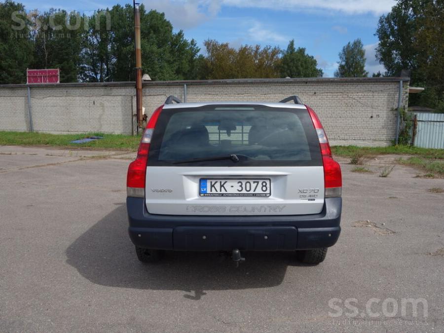 Volvo XC70 2003 in Riga, with an engine capacity of 2.40 L and mileage of 0 thousand km for 2450 €, photo 21 on AUTOMOTO.COM.LV