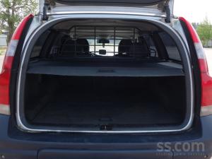 Volvo XC70 2003 in Riga, with an engine capacity of 2.40 L and mileage of 0 thousand km for 2450 €, photo 23 on AUTOMOTO.COM.LV