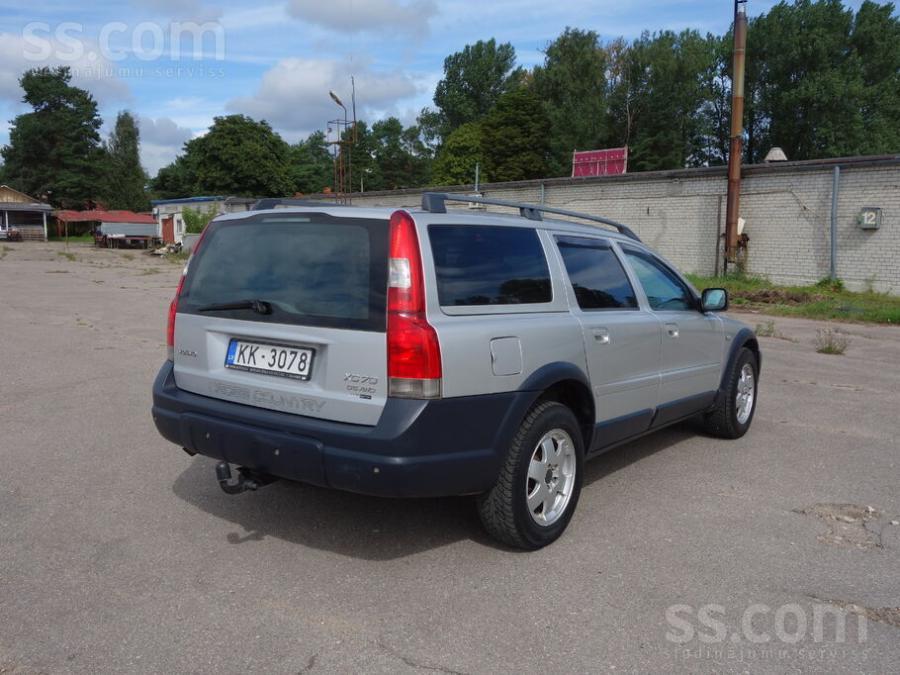 Volvo XC70 2003 in Riga, with an engine capacity of 2.40 L and mileage of 0 thousand km for 2450 €, photo 28 on AUTOMOTO.COM.LV