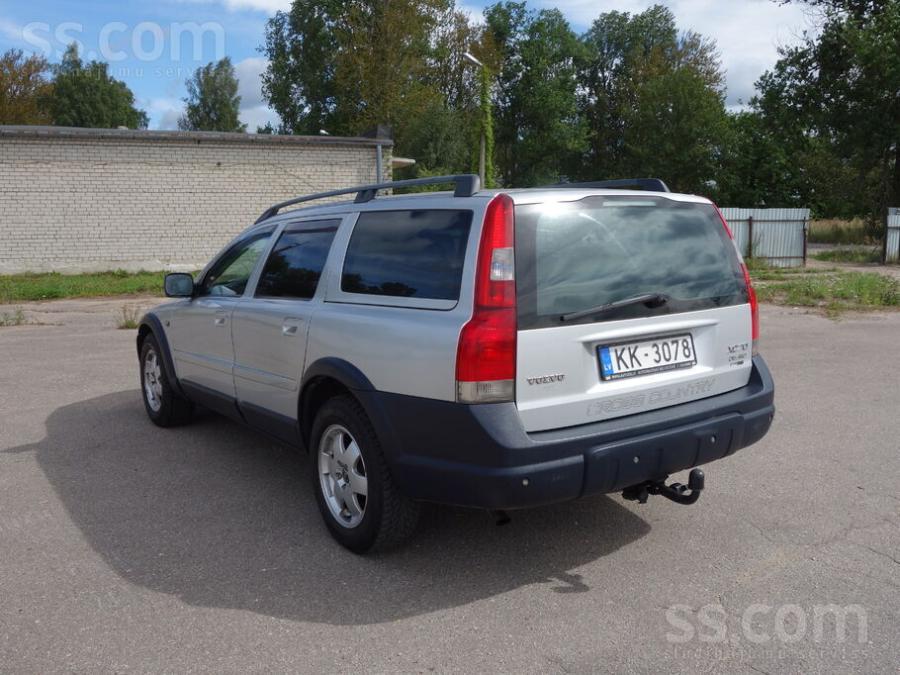 Volvo XC70 2003 in Riga, with an engine capacity of 2.40 L and mileage of 0 thousand km for 2450 €, photo 35 on AUTOMOTO.COM.LV