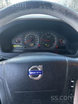 Volvo XC70 2003 in Rezekne, with an engine capacity of 2.40 L and mileage of 432 thousand km for 2100 €, photo 8 on AUTOMOTO.COM.LV
