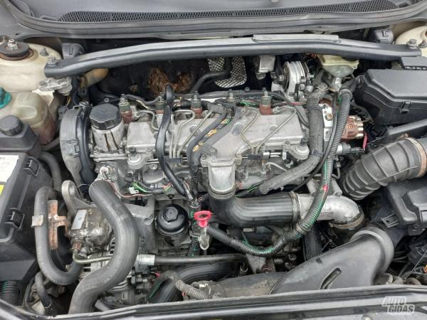 Volvo XC70 2004 in Salcininkai, with an engine capacity of 2.40 L and mileage of 300 thousand km for 2000 €, photo 8 on AUTOMOTO.COM.LV