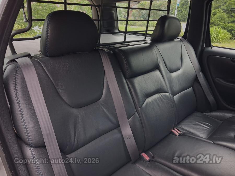Volvo XC70 2004 Paide, ar dzinēja tilpumu 0.00 L un nobraukumu 0 tūkst. km par 3950 €, foto 10 vietnē AUTOMOTO.COM.LV