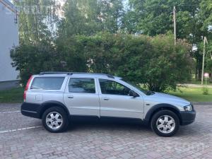 Вольво ХС70 2004 в Елгава, объемом двигателя 2.40 л и пробегом 401 тыс. км за 2450 €, фото  на AUTOMOTO.COM.LV