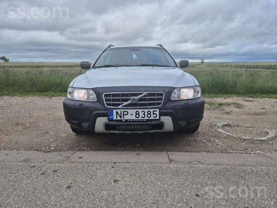 Volvo XC70 2004 Liepāja, ar dzinēja tilpumu 2.40 L un nobraukumu 530 tūkst. km par 2200 €, foto 3 vietnē AUTOMOTO.COM.LV