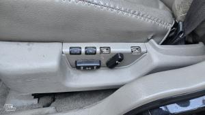 Volvo XC70 2004 in Prienai, with an engine capacity of 2.40 L and mileage of 423 thousand km for 1950 €, photo 16 on AUTOMOTO.COM.LV