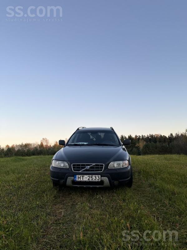 Volvo XC70 2004 Krāslava, ar dzinēja tilpumu 2.40 L un nobraukumu 464 tūkst. km par 1150 €, foto 1 vietnē AUTOMOTO.COM.LV