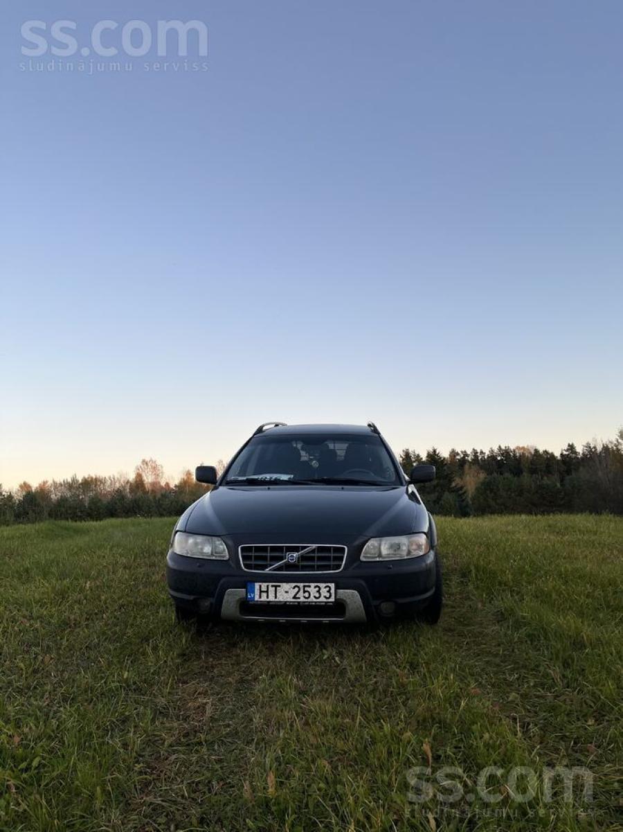 Volvo XC70 2004 Krāslava, ar dzinēja tilpumu 2.40 L un nobraukumu 464 tūkst. km par 1150 €, foto 1 vietnē AUTOMOTO.COM.LV