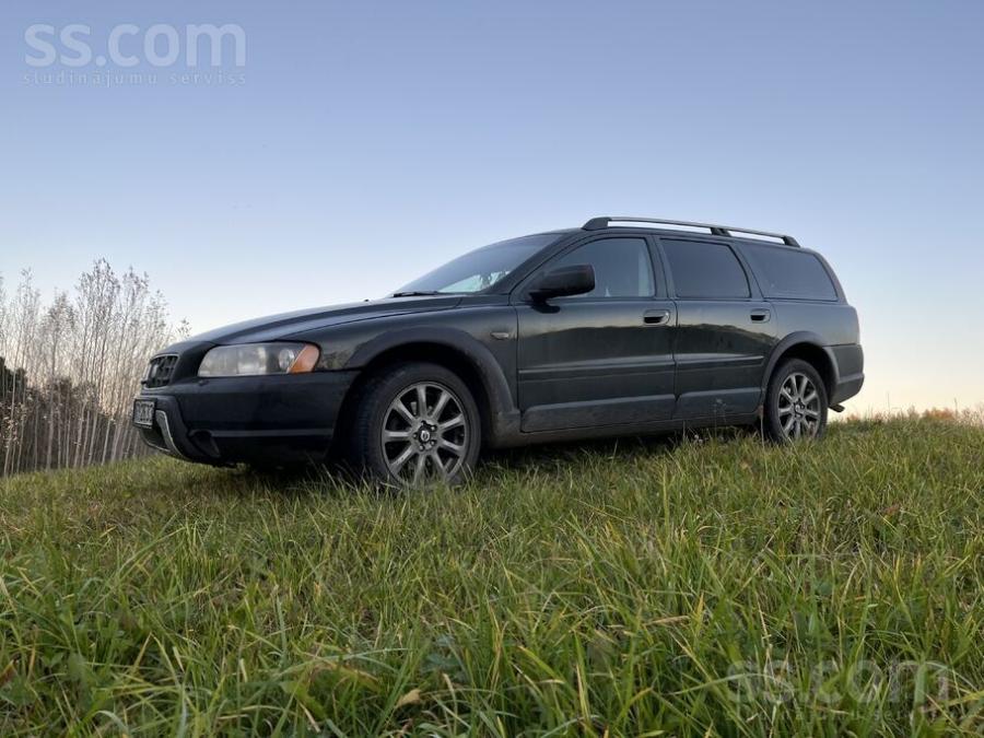 Volvo XC70 2004 Krāslava, ar dzinēja tilpumu 2.40 L un nobraukumu 464 tūkst. km par 1150 €, foto 4 vietnē AUTOMOTO.COM.LV