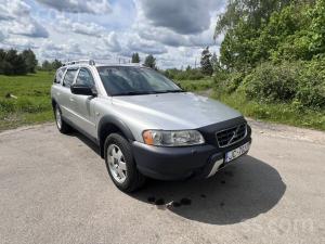 Volvo XC70 2005 in Riga, with an engine capacity of 2.40 L and mileage of 332 thousand km for 3450 €, photo 1 on AUTOMOTO.COM.LV