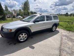 Volvo XC70 2005 in Riga, with an engine capacity of 2.40 L and mileage of 332 thousand km for 3450 €, photo 3 on AUTOMOTO.COM.LV