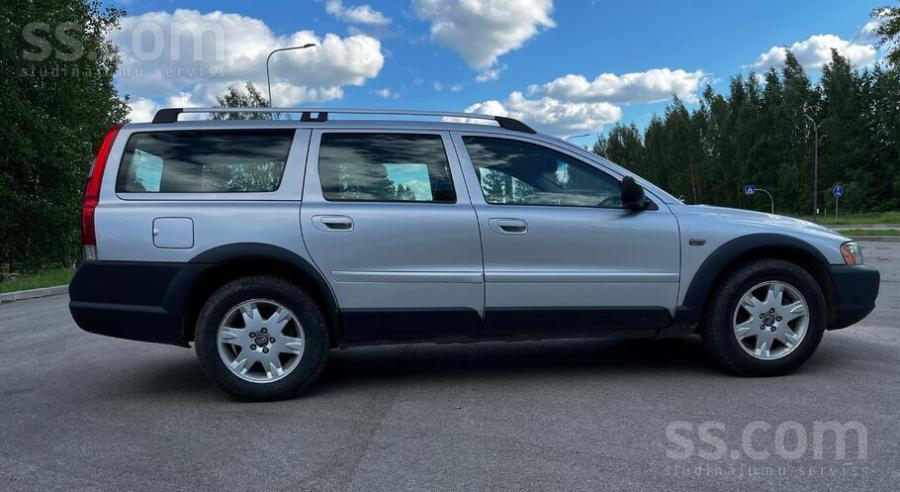 Volvo XC70 2005 Balvi, ar dzinēja tilpumu 2.40 L un nobraukumu 346 tūkst. km par 3500 €, foto 5 vietnē AUTOMOTO.COM.LV