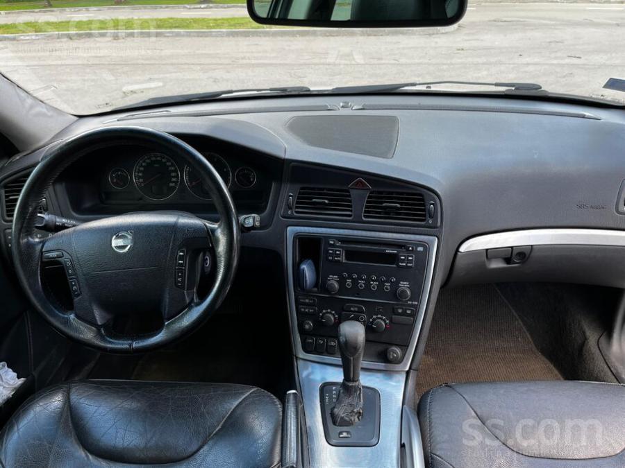 Volvo XC70 2005 Balvi, ar dzinēja tilpumu 2.40 L un nobraukumu 346 tūkst. km par 3500 €, foto 7 vietnē AUTOMOTO.COM.LV