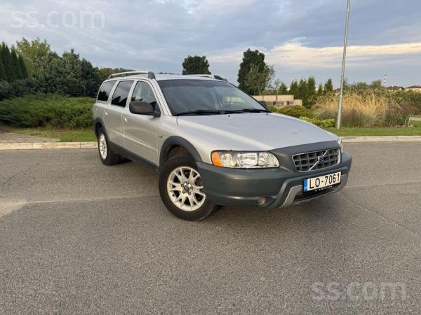 Volvo XC70 2005 Rīga, ar dzinēja tilpumu 2.40 L un nobraukumu 348 tūkst. km par 2700 €, foto 2 vietnē AUTOMOTO.COM.LV
