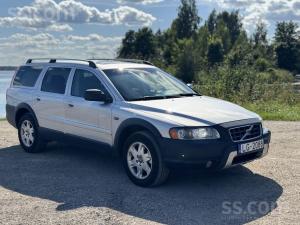 Volvo XC70 2005 in Jurmala, with an engine capacity of 2.40 L and mileage of 424 thousand km for 3100 €, photo 2 on AUTOMOTO.COM.LV