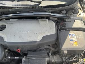 Volvo XC70 2005 in Jurmala, with an engine capacity of 2.40 L and mileage of 424 thousand km for 3100 €, photo 11 on AUTOMOTO.COM.LV