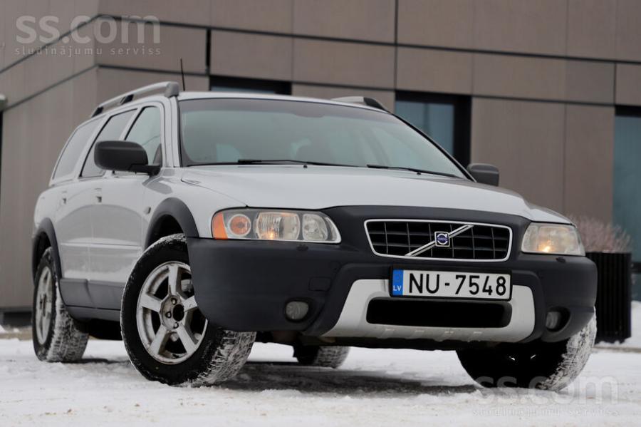 Volvo XC70 2005 in Tukums, with an engine capacity of 2.40 L and mileage of 317 thousand km for 2590 €, photo 2 on AUTOMOTO.COM.LV