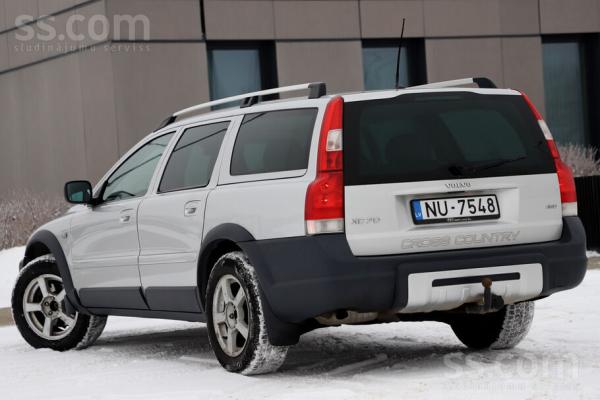 Volvo XC70 2005 Tukums, ar dzinēja tilpumu 2.40 L un nobraukumu 317 tūkst. km par 2590 €, foto 5 vietnē AUTOMOTO.COM.LV