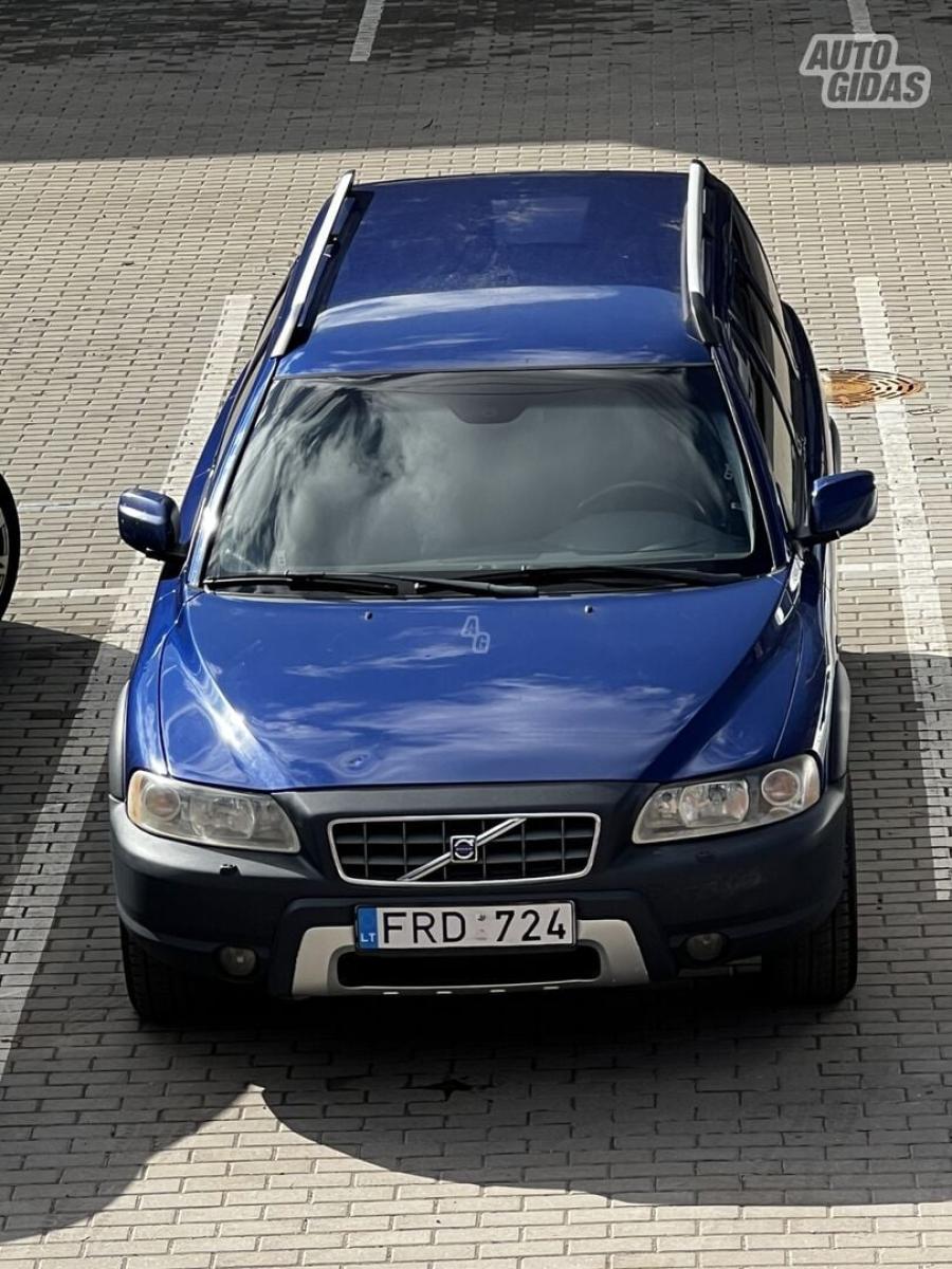Volvo XC70 2005 Kauņa, ar dzinēja tilpumu 2.40 L un nobraukumu 361 tūkst. km par 2250 €, foto 1 vietnē AUTOMOTO.COM.LV