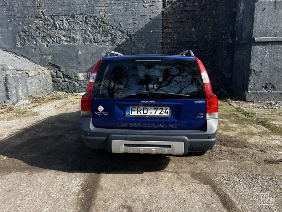 Volvo XC70 2005 Kauņa, ar dzinēja tilpumu 2.40 L un nobraukumu 361 tūkst. km par 2250 €, foto 5 vietnē AUTOMOTO.COM.LV