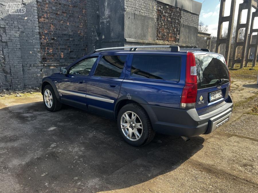 Volvo XC70 2005 Kauņa, ar dzinēja tilpumu 2.40 L un nobraukumu 361 tūkst. km par 2250 €, foto 9 vietnē AUTOMOTO.COM.LV