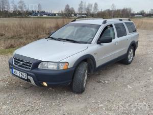 Вольво ХС70 2005 в Рига, объемом двигателя 2.40 л и пробегом 479 тыс. км за 2050 €, фото 4 на AUTOMOTO.COM.LV
