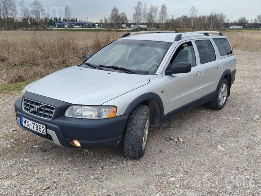 Вольво ХС70 2005 в Рига, объемом двигателя 2.40 л и пробегом 479 тыс. км за 2050 €, фото 4 на AUTOMOTO.COM.LV