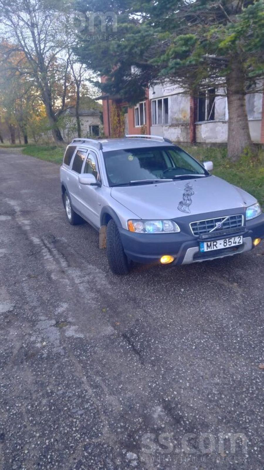 Volvo XC70 2005 Liepāja, ar dzinēja tilpumu 2.40 L un nobraukumu 297 tūkst. km par 2900 €, foto 6 vietnē AUTOMOTO.COM.LV