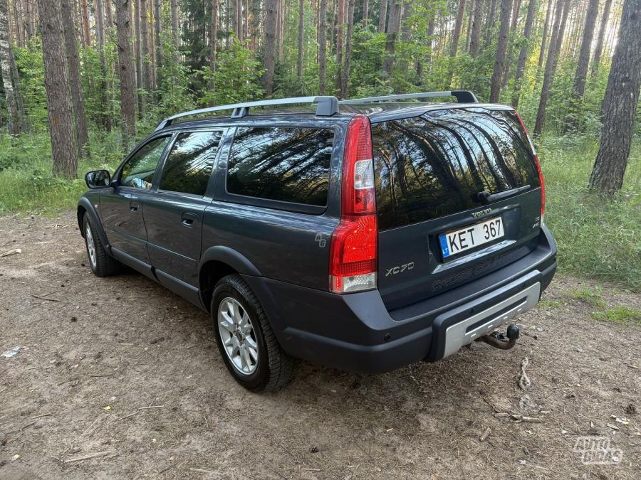 Вольво ХС70 2005 в Утена, объемом двигателя 2.40 л и пробегом 290 тыс. км за 2450 €, фото 5 на AUTOMOTO.COM.LV