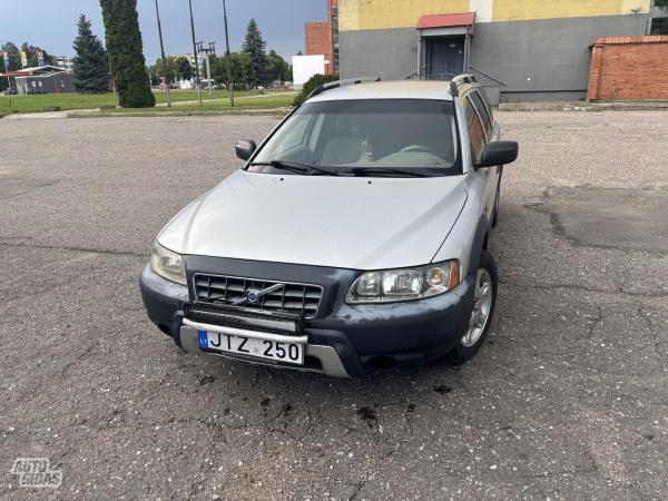 Volvo XC70 2005 in Marijampole, with an engine capacity of 2.40 L and mileage of 427 thousand km for 1800 €, photo 5 on AUTOMOTO.COM.LV