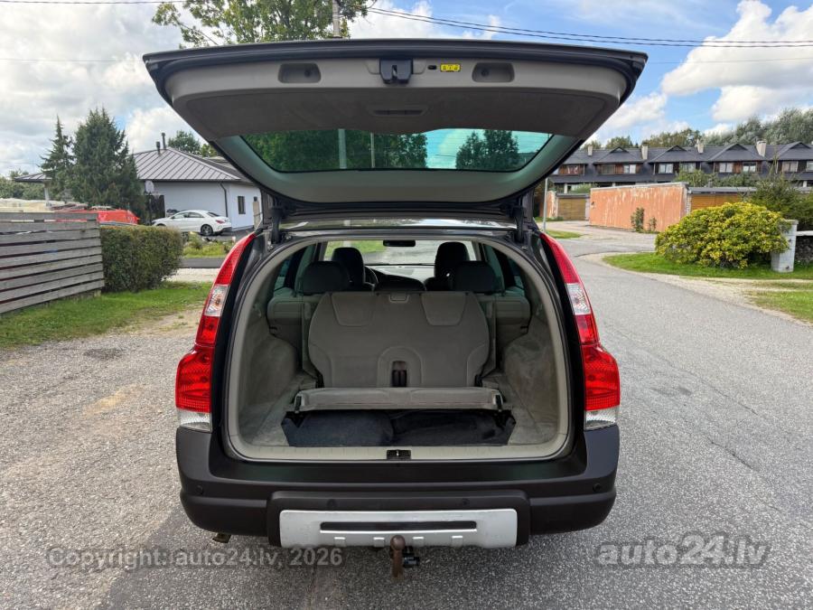 Volvo XC70 2005 Tallina, ar dzinēja tilpumu 2.40 L un nobraukumu 424 tūkst. km par 4990 €, foto 9 vietnē AUTOMOTO.COM.LV