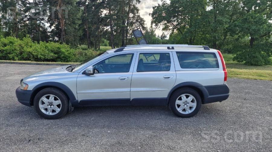 Volvo XC70 2006 Bauska, ar dzinēja tilpumu 2.40 L un nobraukumu 349 tūkst. km par 2450 €, foto 8 vietnē AUTOMOTO.COM.LV