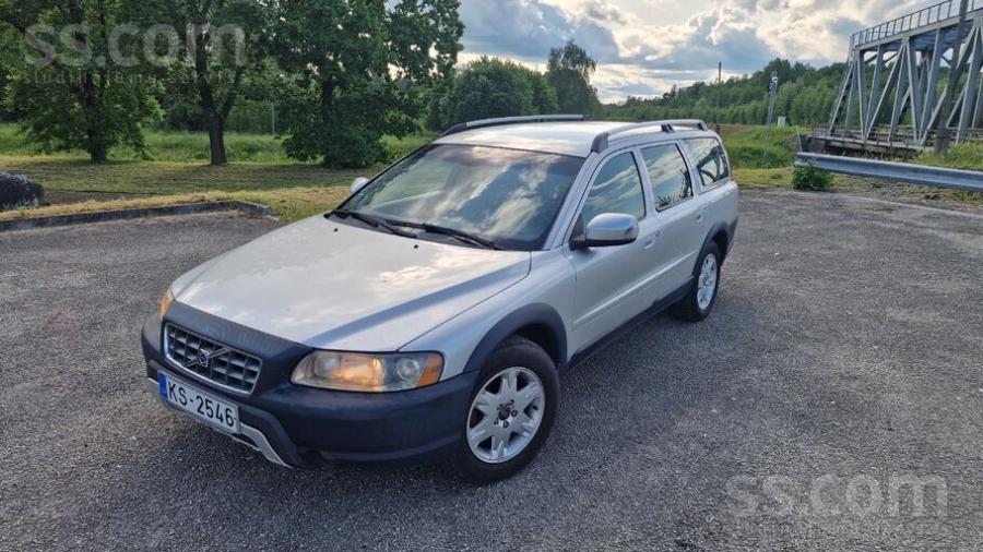 Volvo XC70 2006 Bauska, ar dzinēja tilpumu 2.40 L un nobraukumu 349 tūkst. km par 2450 €, foto 9 vietnē AUTOMOTO.COM.LV