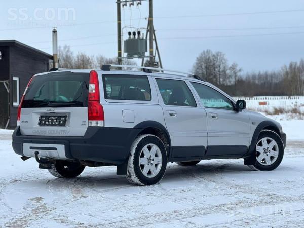 Volvo XC70 2006 Rīga, ar dzinēja tilpumu 2.40 L un nobraukumu 0 tūkst. km par 4550 €, foto 5 vietnē AUTOMOTO.COM.LV