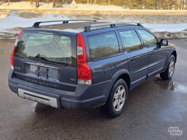Volvo XC70 2006 in Radviliskis, with an engine capacity of 2.50 L and mileage of 225 thousand km for 1750 €, photo 6 on AUTOMOTO.COM.LV