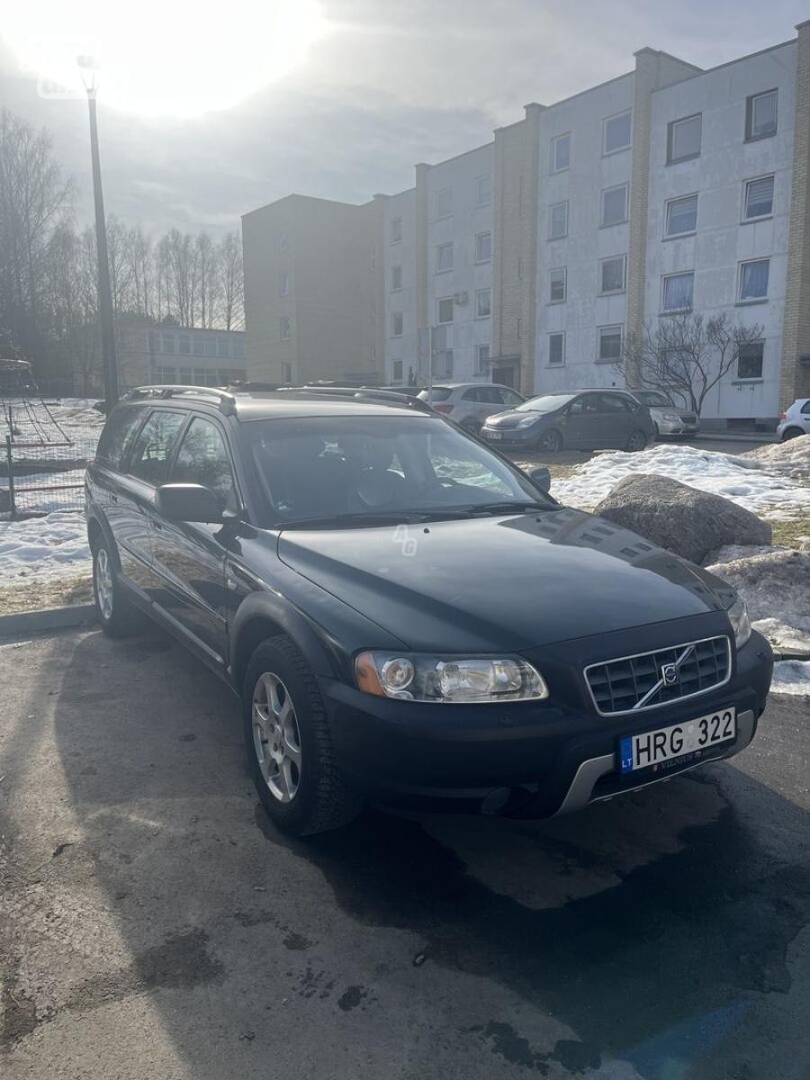 Volvo XC70 2006 Viļņa, ar dzinēja tilpumu 2.40 L un nobraukumu 343 tūkst. km par 3750 €, foto 1 vietnē AUTOMOTO.COM.LV