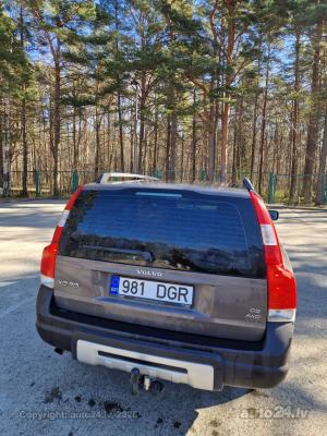 Volvo XC70 2006 Tallina, ar dzinēja tilpumu 2.40 L un nobraukumu 423 tūkst. km par 4100 €, foto 9 vietnē AUTOMOTO.COM.LV