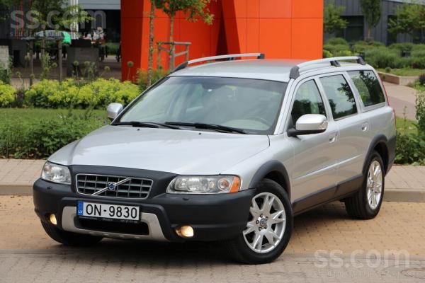 Вольво ХС70 2006 в Рига, объемом двигателя 2.40 л и пробегом 0 тыс. км за 4950 €, фото 2 на AUTOMOTO.COM.LV