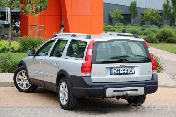Вольво ХС70 2006 в Рига, объемом двигателя 2.40 л и пробегом 0 тыс. км за 4950 €, фото 4 на AUTOMOTO.COM.LV