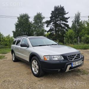 Volvo XC70 2006 in Riga, with an engine capacity of 2.40 L and mileage of 426 thousand km for 3750 €, photo 3 on AUTOMOTO.COM.LV