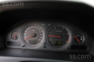 Вольво ХС70 2006 в Тукумс, объемом двигателя 2.40 л и пробегом 378 тыс. км за 3350 €, фото 12 на AUTOMOTO.COM.LV